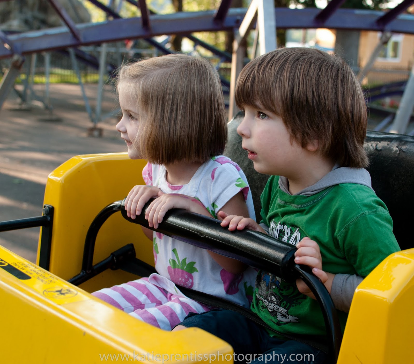 eyes to see: mini roller coaster.