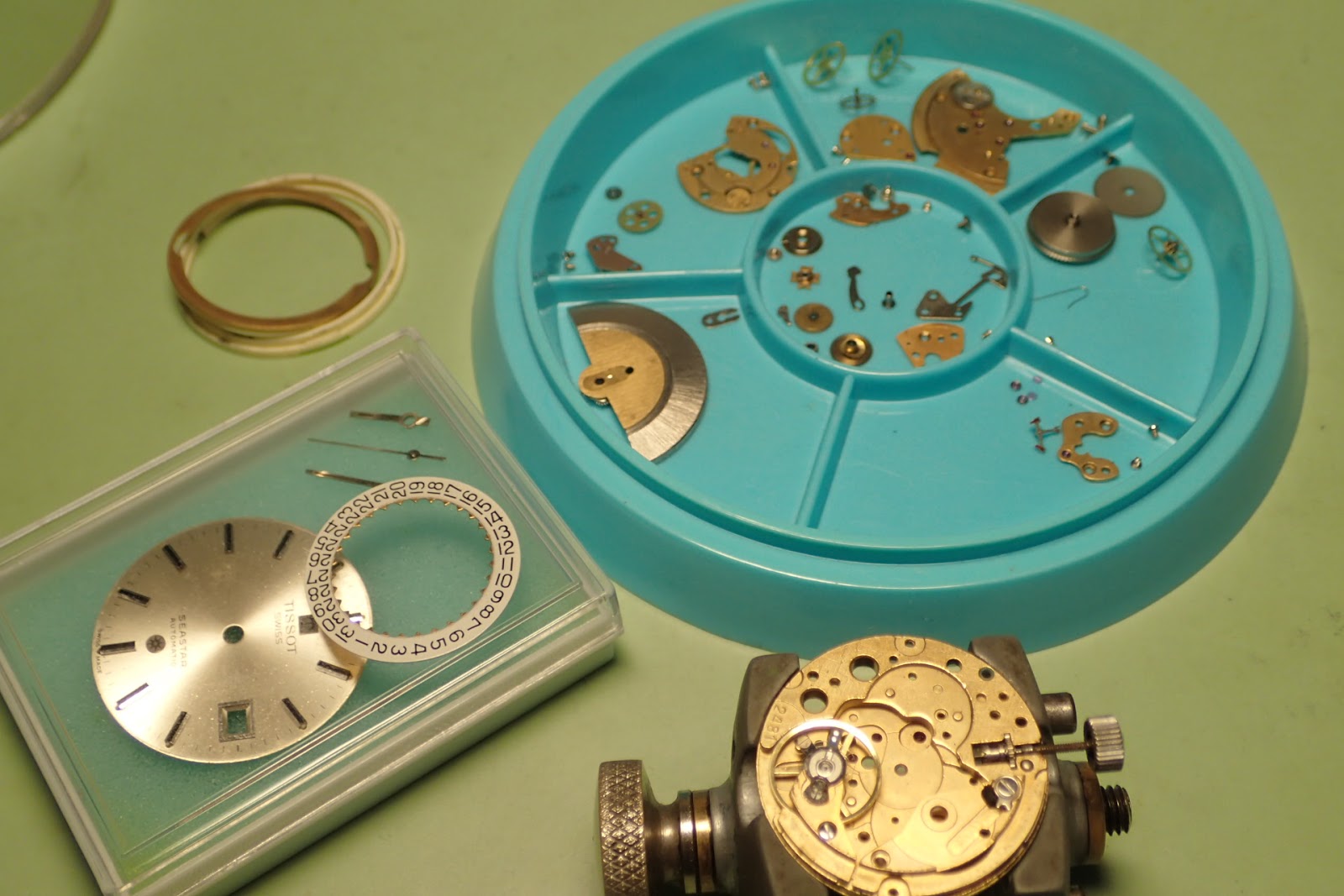 ☆經典老錶 美好時光☆ (LINE ID : goodtimegoodwatch): 老天梭古董錶 ETA 2481 按跳機芯維修分享