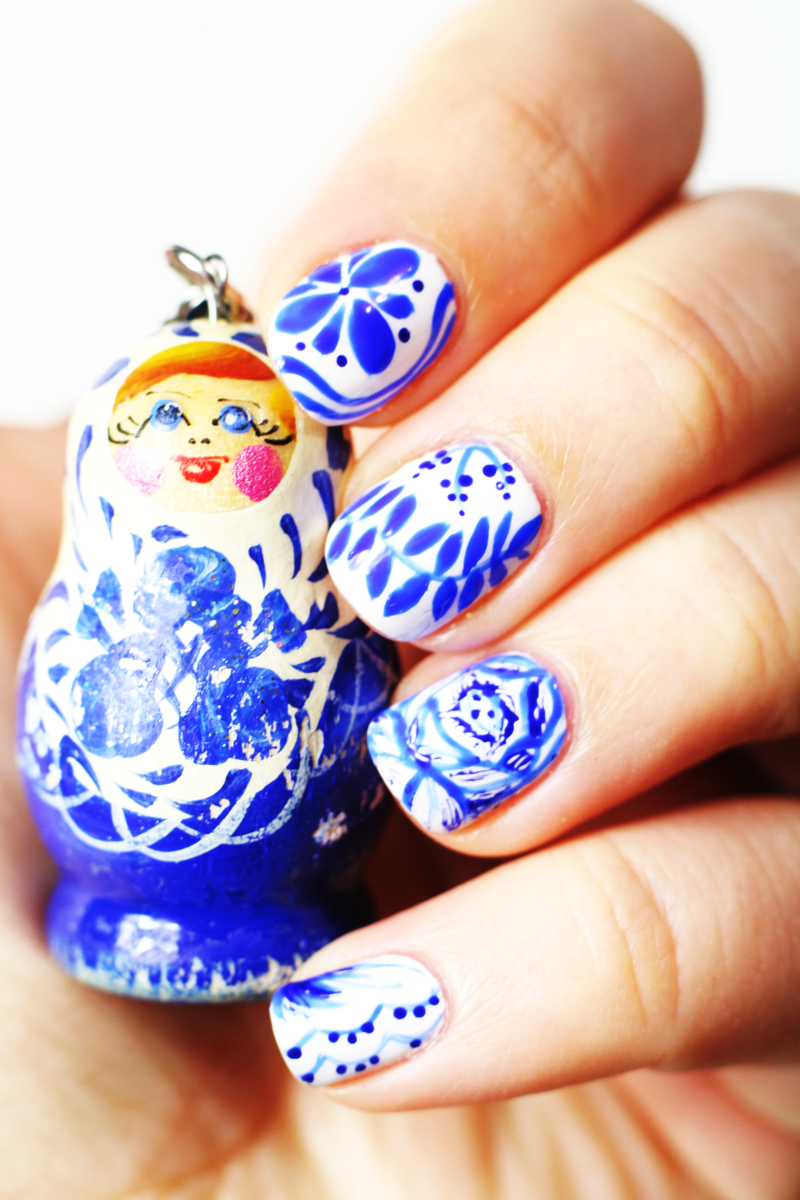 Souchka: Porcelain nail art