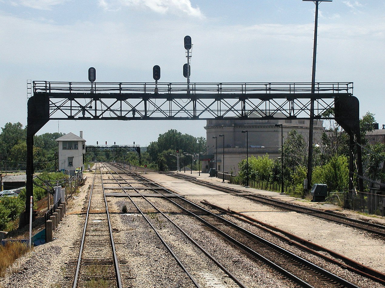 The Position Light: PHOTOS: METRA UD Tower