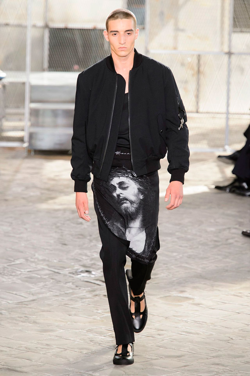 FASHIONFRENICOS: Sacro y profano: Givenchy S/S 2016