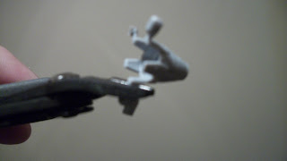 Plastic Models With Sean: Lesson 2: Cutting Out Pieces and Removing Nubs