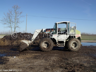 ..Mezőgépek..: CLAAS Ranger 907T