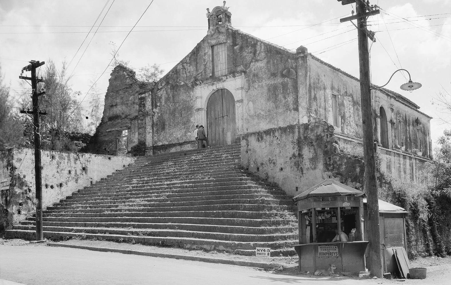 We Read!: Porta Coeli Museum {Puerto Rico}
