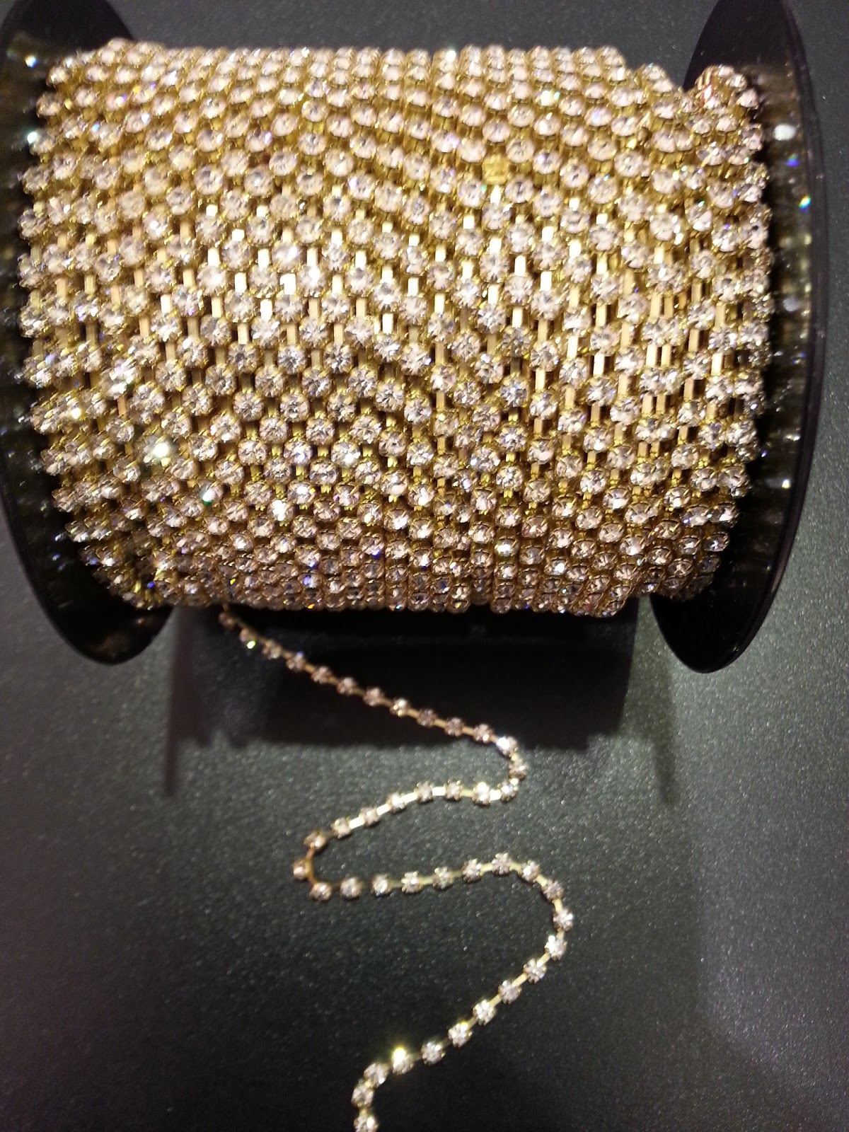 SD Aviamentos **strass**: CORRENTE DE STRASS, STRASS COM PÉROLA E PÉROLA