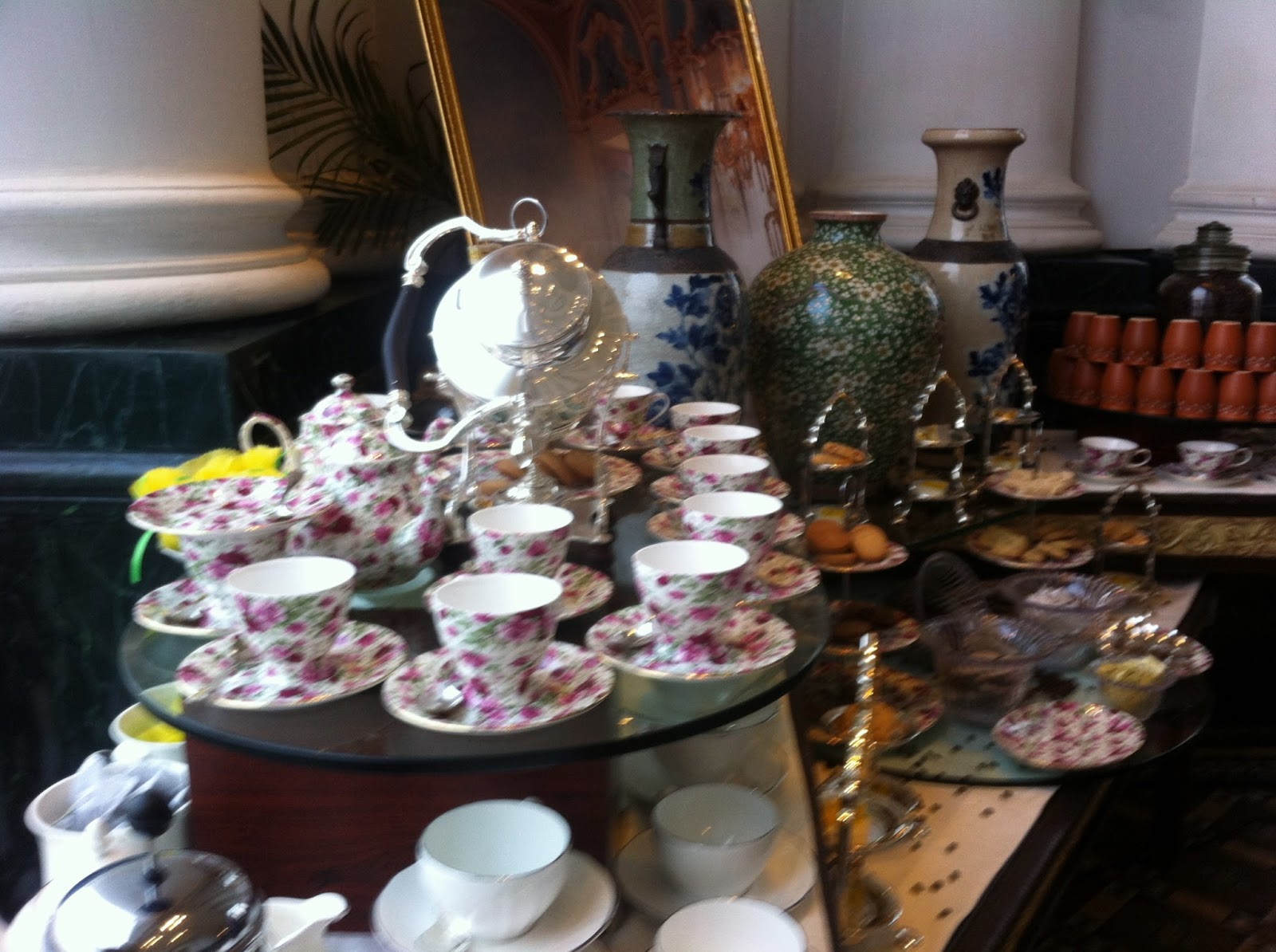 Aspects of Life with a Little Spice: Royal High Tea at Taj Falaknuma Palace