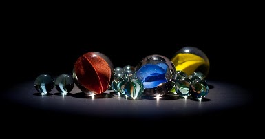 Bunyi Main Guli Atas Rumah - Maleah-has-Braun