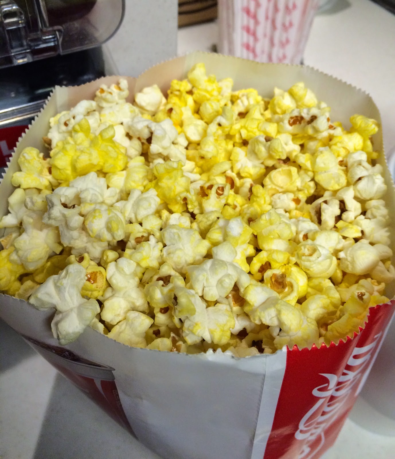 Festive Churro Snack Pack From AMC Theatres / AMCシアターズのフェスティブ チュロ スナック ...