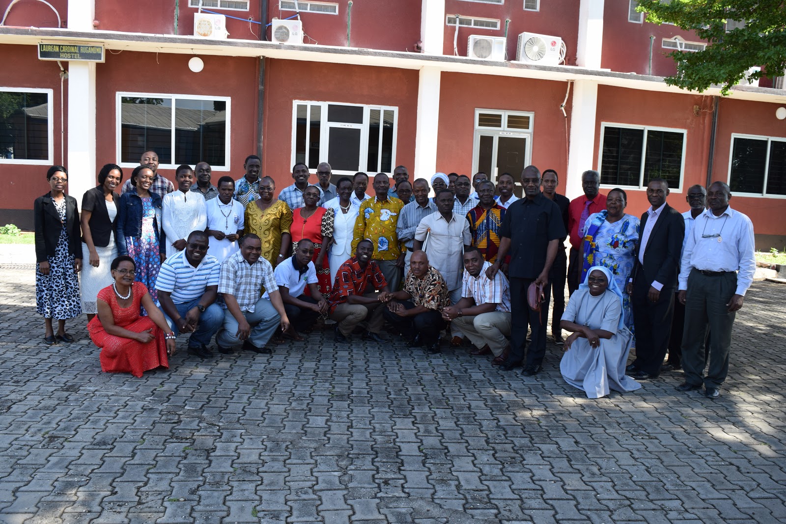 TEC STRESS ON YOUNG CATHOLIC MORAL COURAGE THROUGH SMALL CHRISTIAN ...