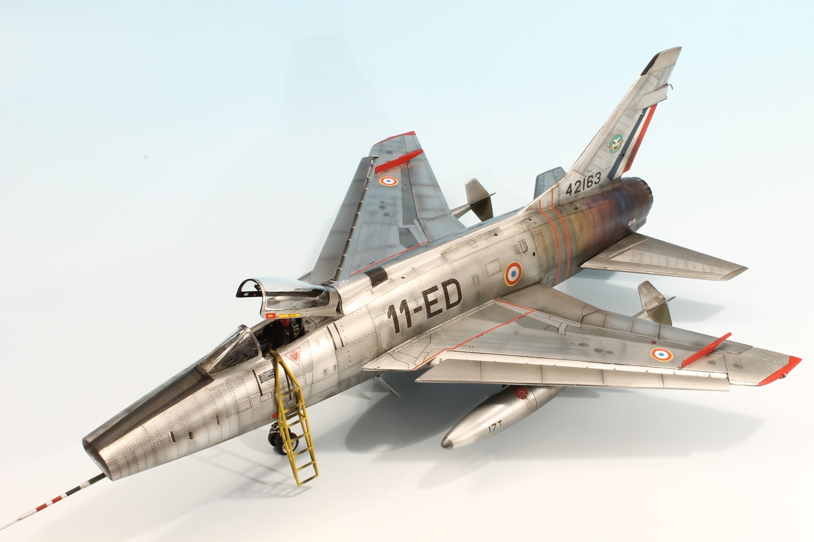 Istvan Michalko's scale models: NORTH AMERICAN F-100D "SUPER SABRE ...