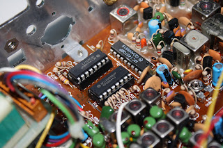 IK1ZYW Labs: Modding PLL MC145106