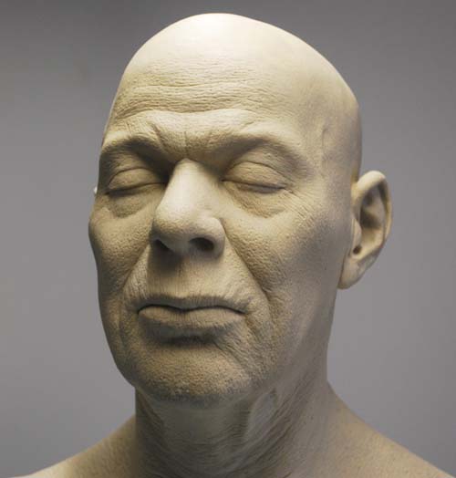 Sculpture Moulds: Hyper-realistic Reconstructed Busts in Silicone.
