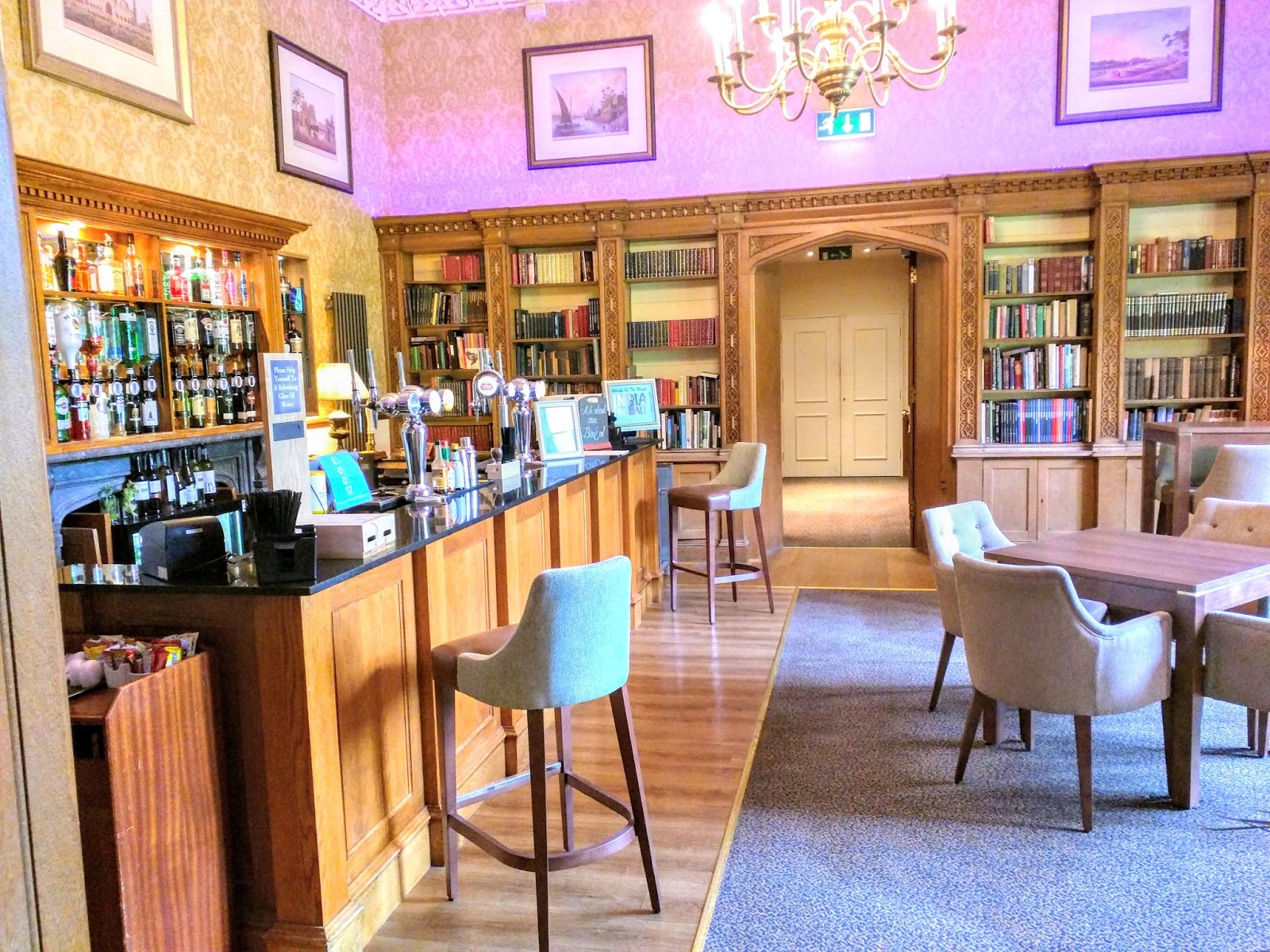 Wading Through Treacle: Diary: Evesham, Winchcombe + the Cotswolds (NT)