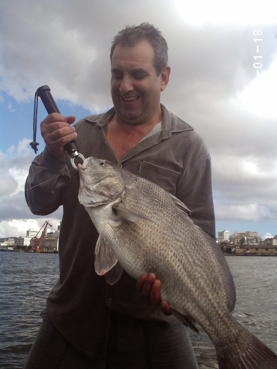Espaço Pesca: Pescaria de Miraguaia com 8,750 Kg no Canal do Porto de ...