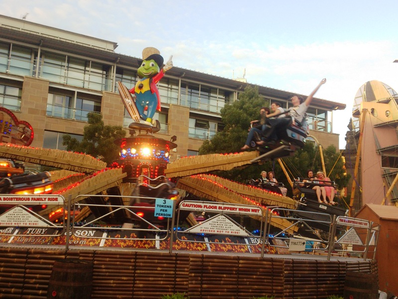 North East and Yorkshire Fun Fair Pics: Leeds, 10th August - 1st Sept 2013