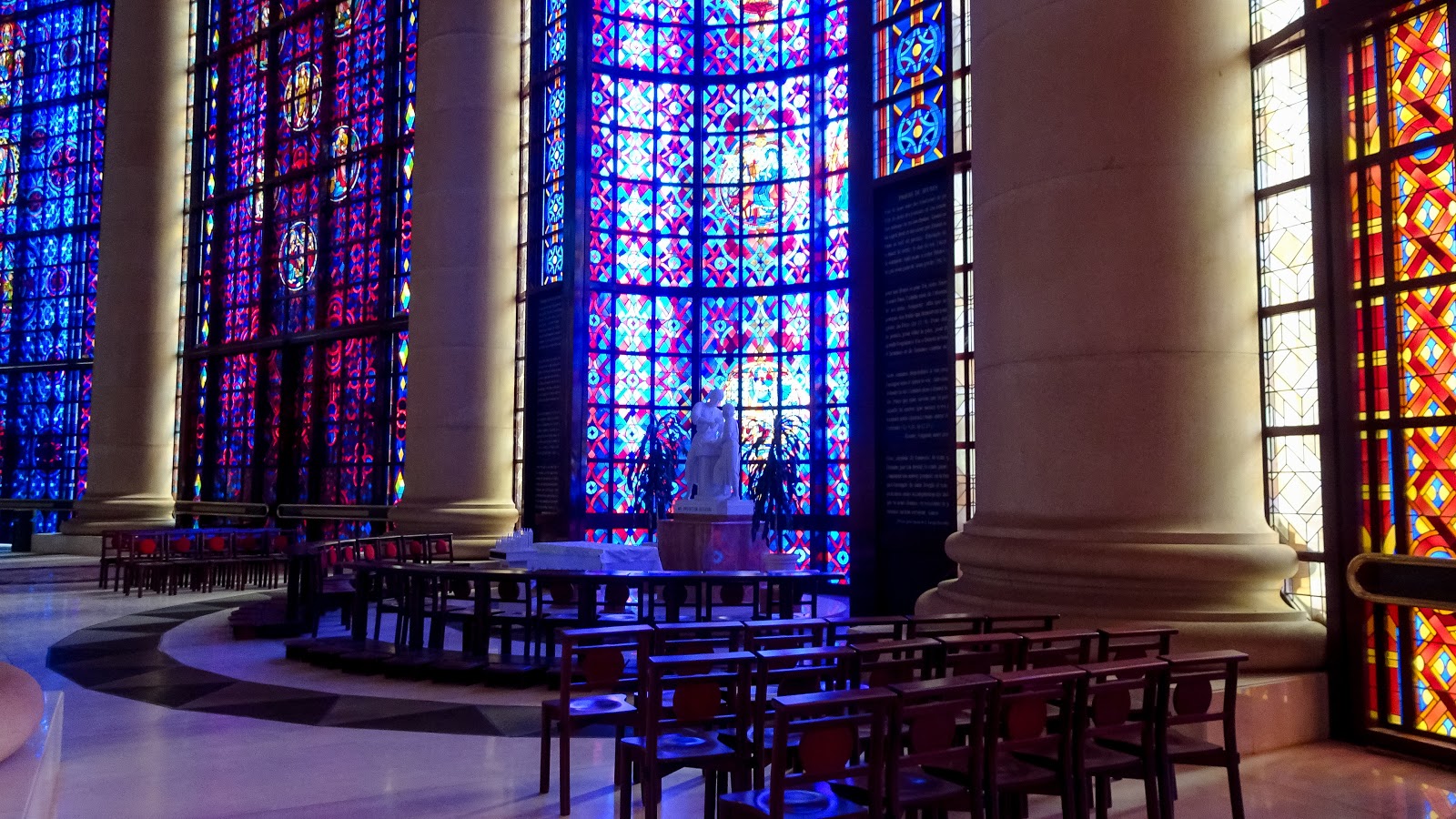 Ivory Coast - Visit the world's largest church - Sven's Travel Venues