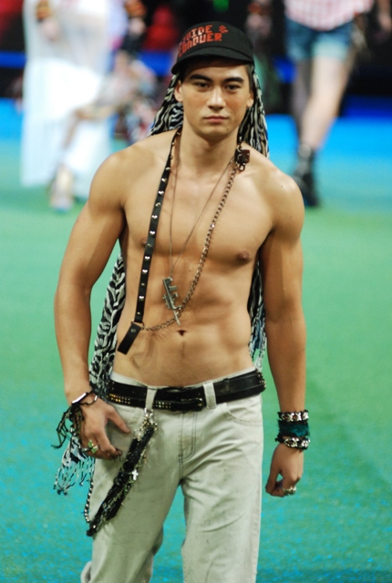 walangtruelove: Super Crush: Charlie Sutcliffe