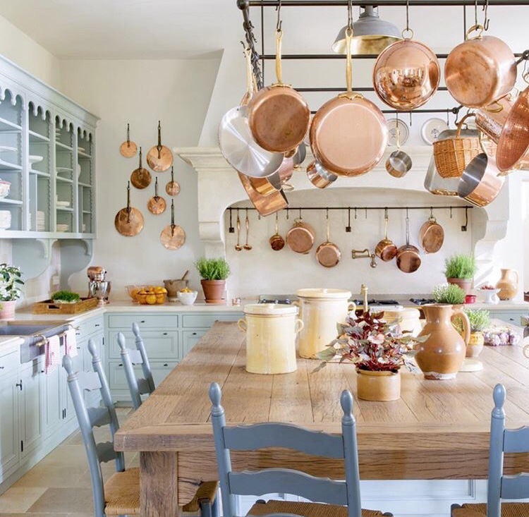 Maison Decor: A true French Farmhouse Kitchen