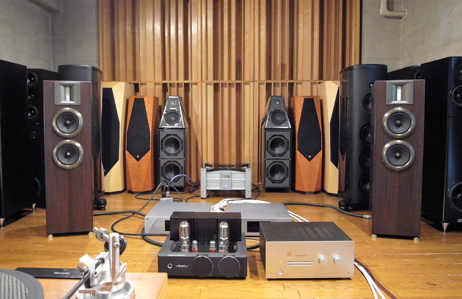 SIS AUDIO BLOG: 展示情報 MEWON SS-006を期間限定展示中です！！