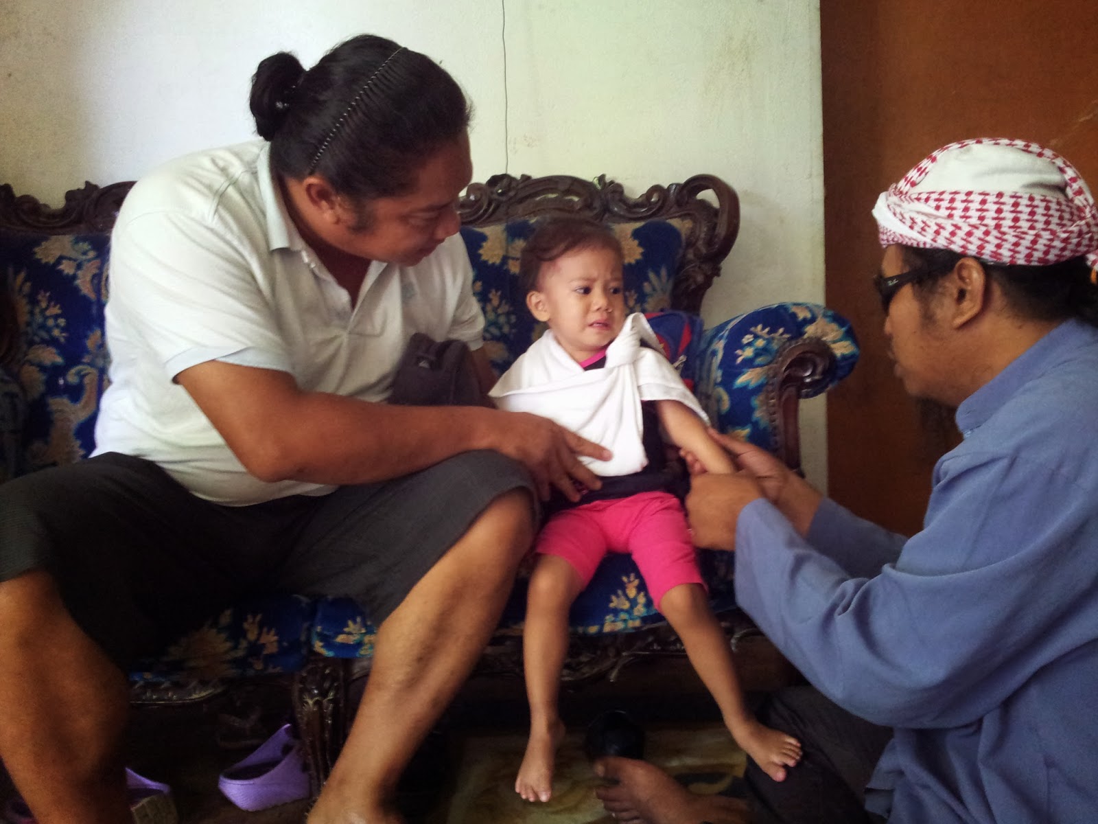 Tangan terseliuh dah masuk angin