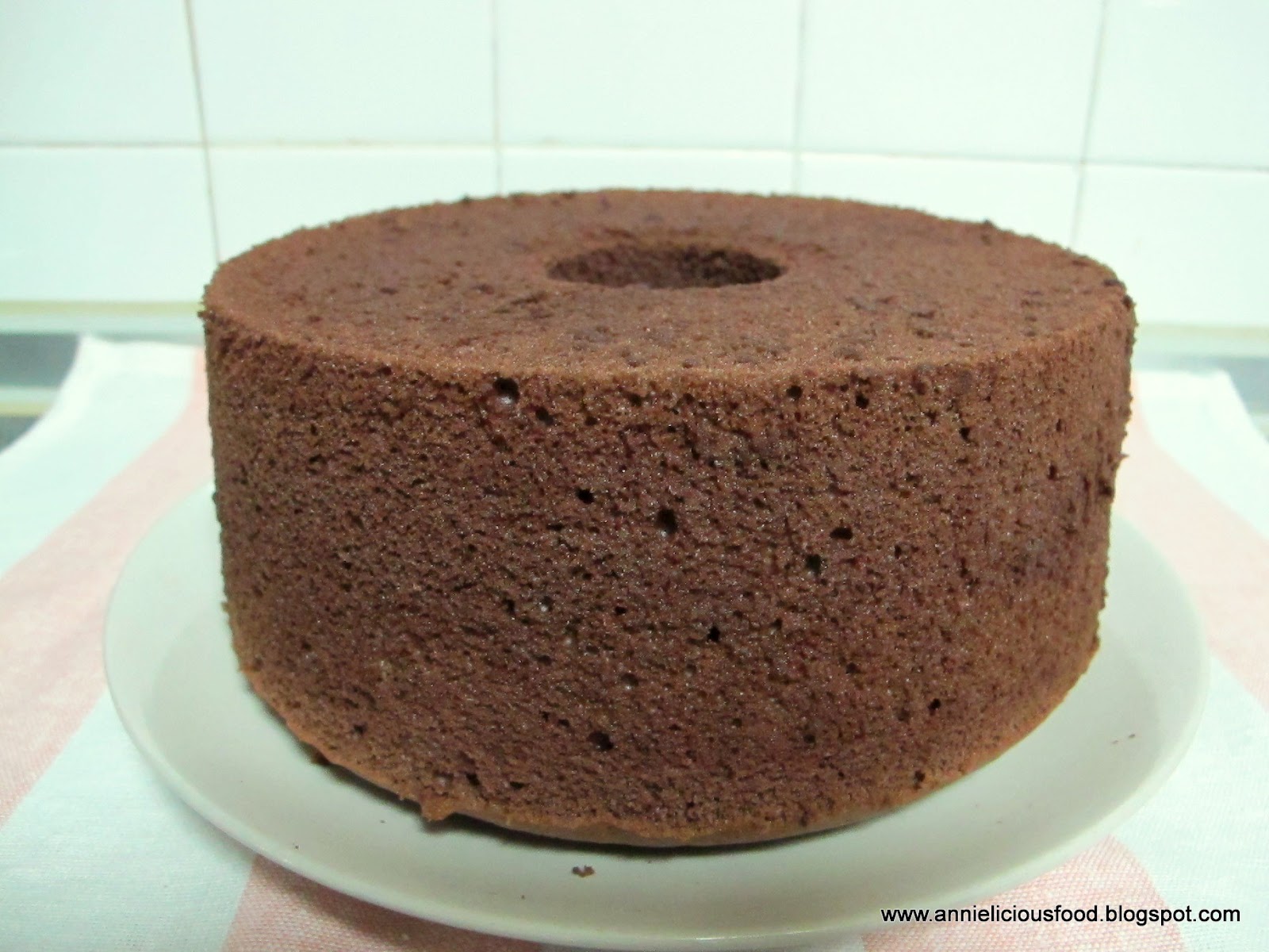 Annielicious Food: Chocolate Chiffon Cake