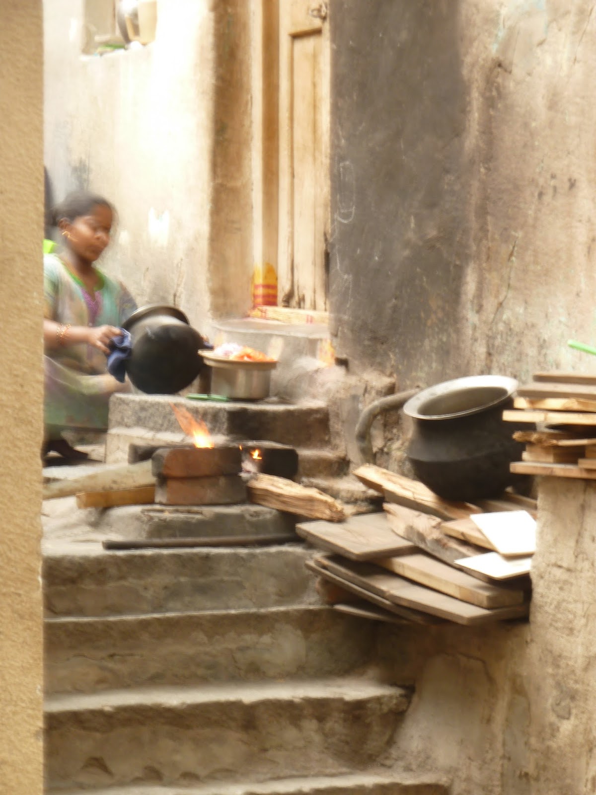 Cardigan Kannadiga in Canada: Vatarada Manegalu- Malleshwaram