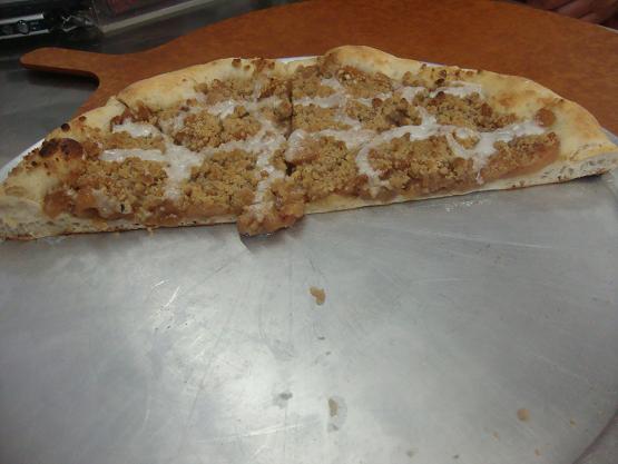 Learning Knowledge to Make Pizza: "Dutch Apple Pie Pizza" made with ...