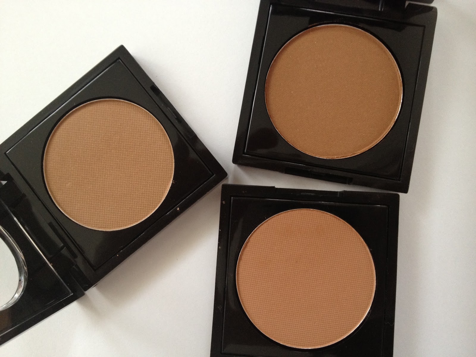 The Official Blog of FashionistA Cosmetics