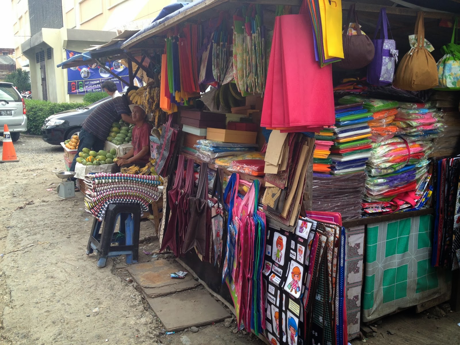 Traveling Note: New Pasar Mayestik, fabrics marketplace at Jakarta