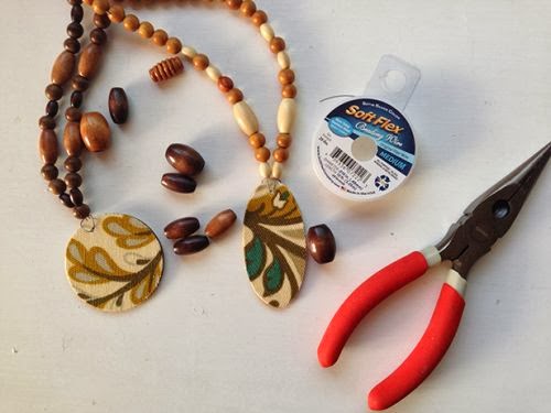 DIY Quick And Stunning Wooden Tag Bead Necklace | DIY Fashion List