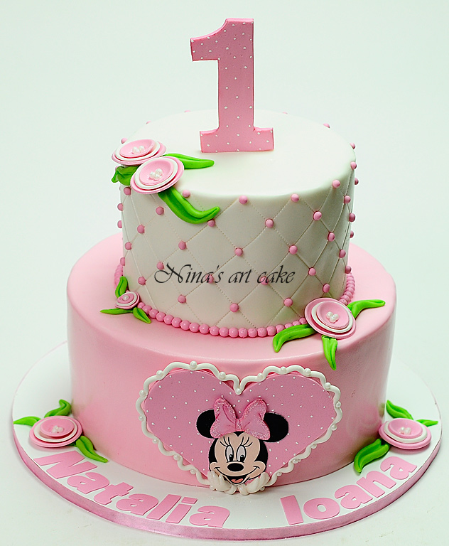 Nina's Art Cake: Tort " Minnie Mouse" pentru Natalia