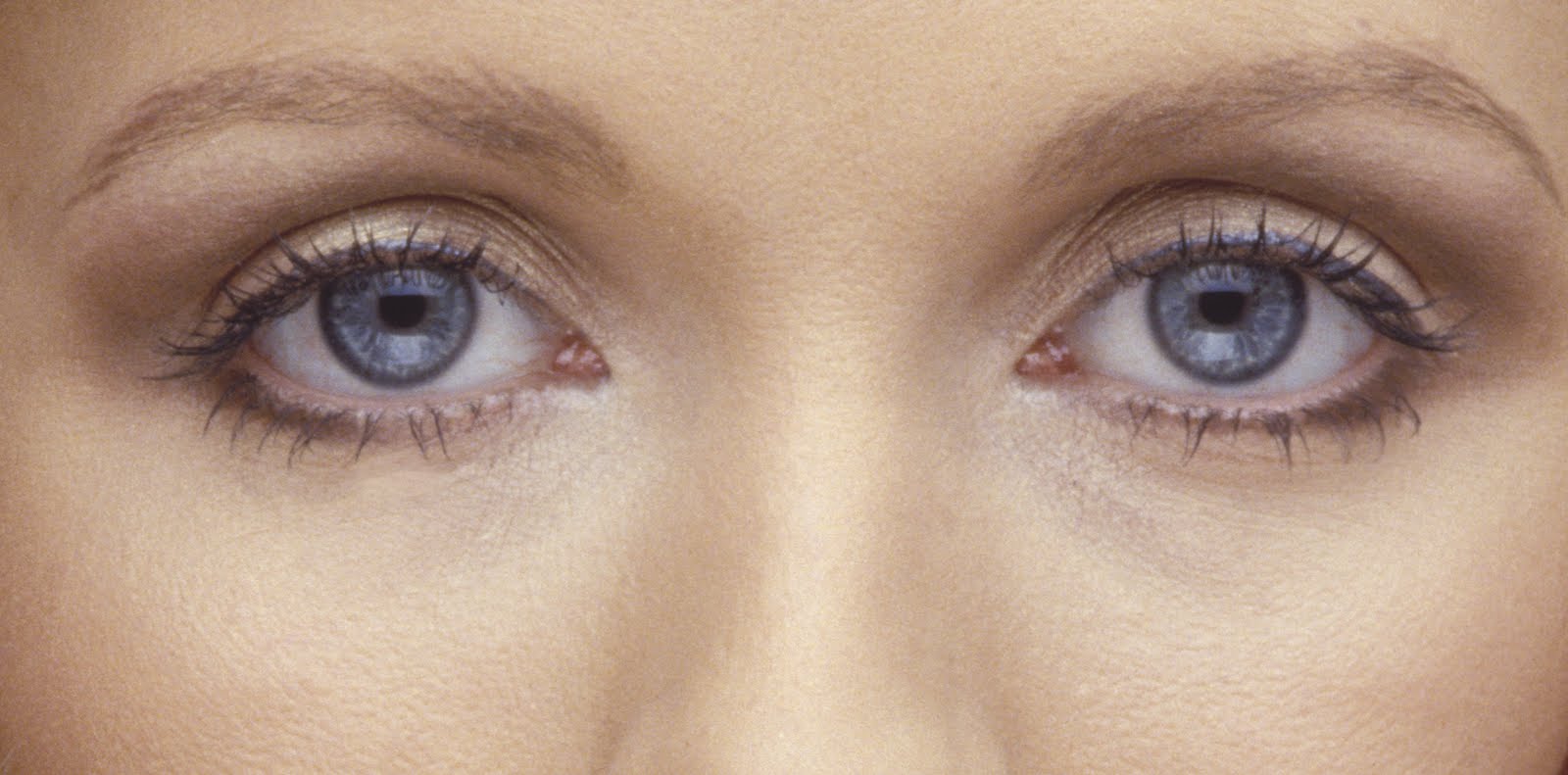 Photography 2: Progressing with Digital Photograph: March 2011