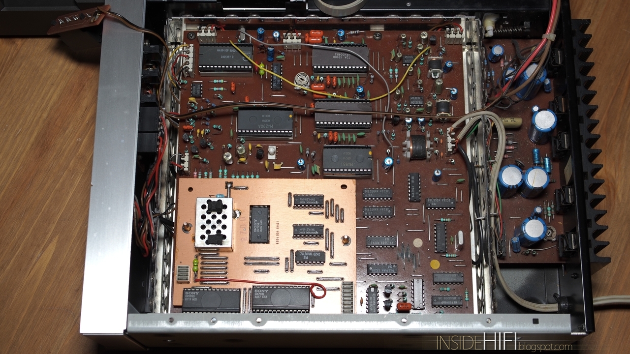 Inside Hi-Fi: Philips CD 300 (CD300/00)