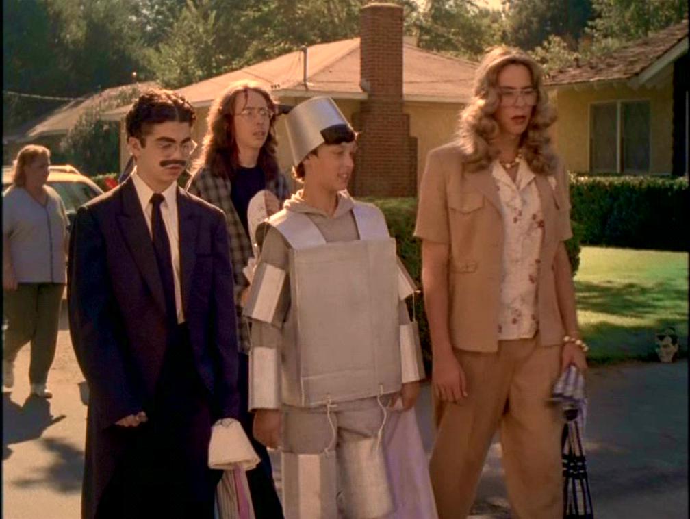 Osw Review Freaks And Geeks Episode 3 Tricks And Treats Im Glad We All Decided To