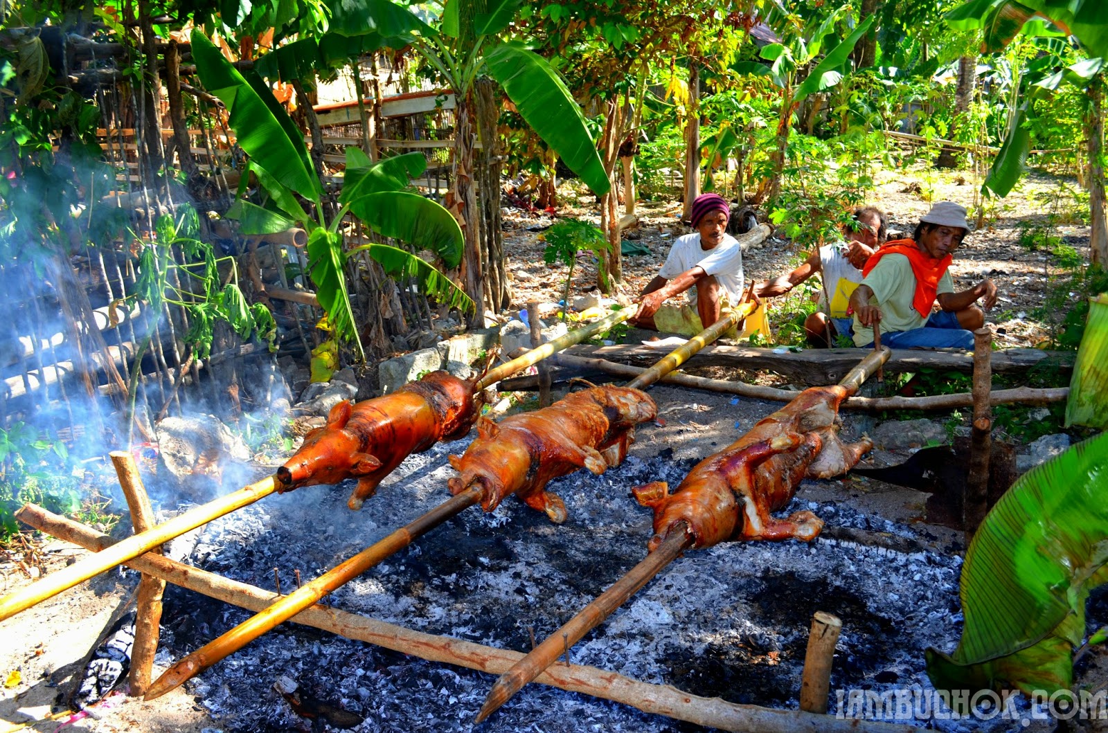 How We Celebrate Barrio Fiesta! | THEKIDWANDERER