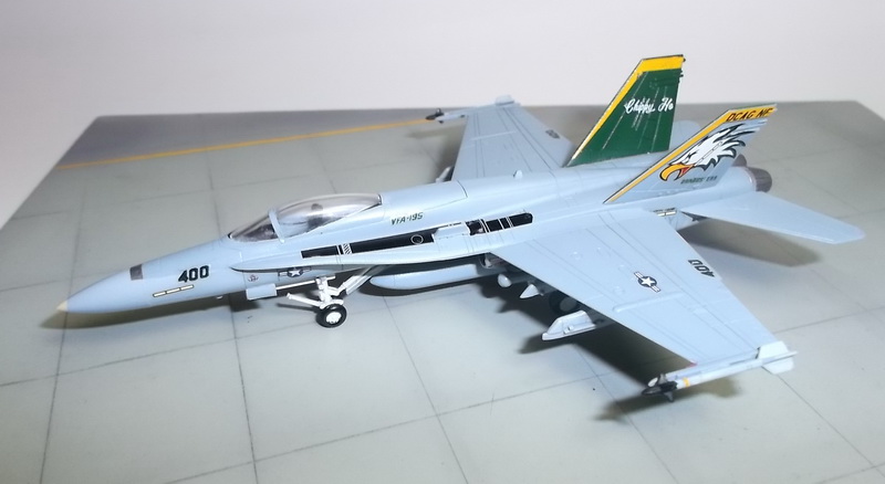 Thailandscale144: F/A-18C US.NAVY "CHIPPY HO!!!" VFA-195 '98