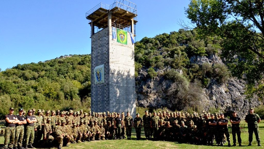 War Report: Οι Ευέλπιδες στο ΚΕΑΠ (φωτογραφίες)