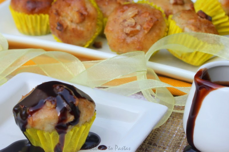 Eggless Banana Walnut Muffin - Ribbons to Pastas