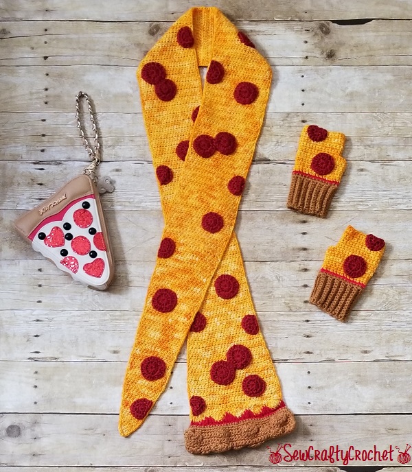 Crochet Pepperoni Pizza Fingerless Gloves - Sew Crafty Crochet
