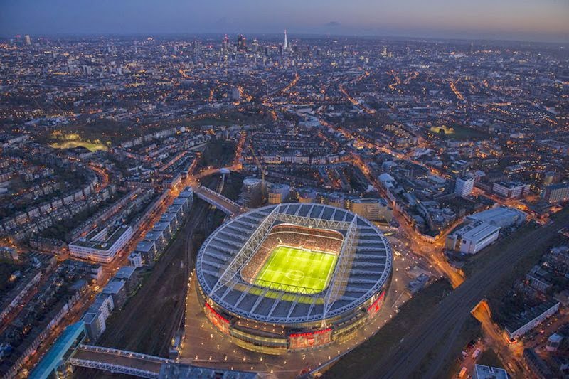 Duke World: UK Aerial Photography by Jason Hawkes