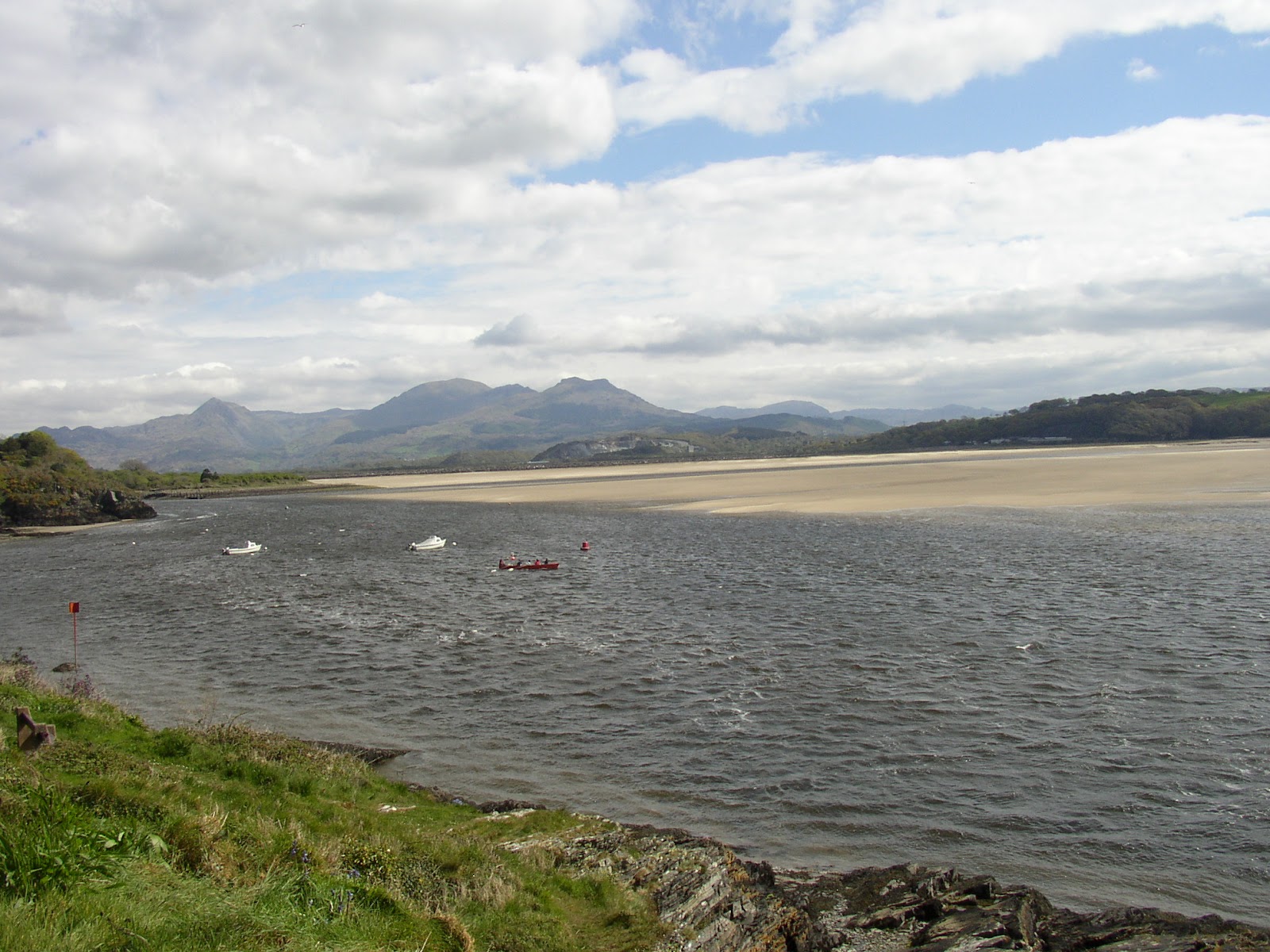 Exploring North Wales: Wales Coast Path Borth y Guest to Morfa Bychan