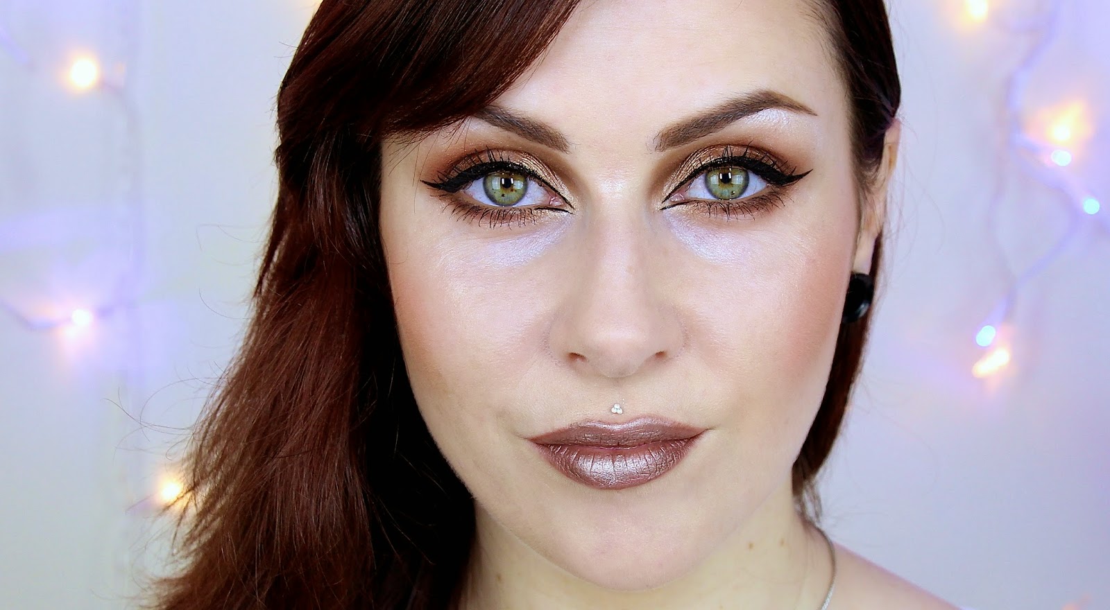 Christmas Inspired High-Shine Makeup Tutorial. ft. Sleek Makeup | www ...