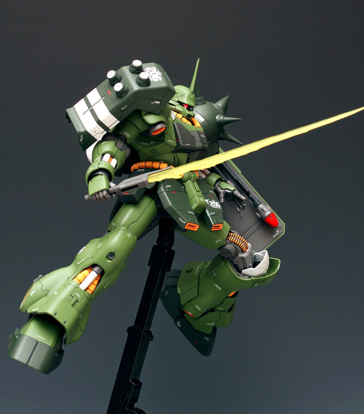 GUNDAM GUY: MG 1/100 Geara Doga [Heavy Armament Type] - Customized Build