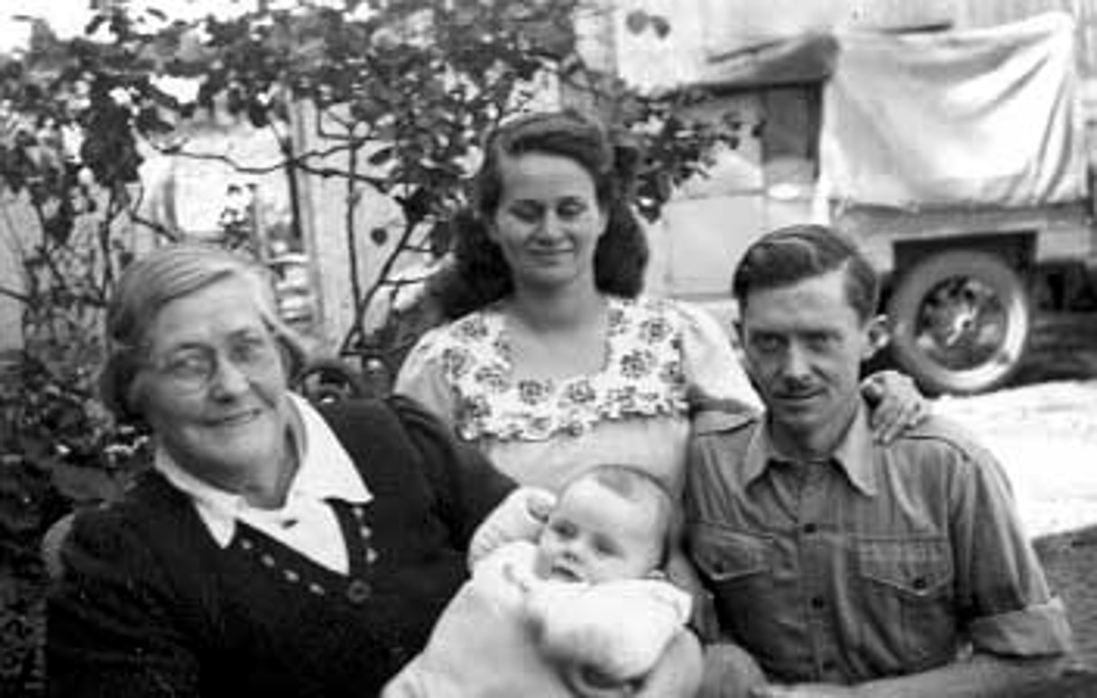 The Behrens Family: Kenward