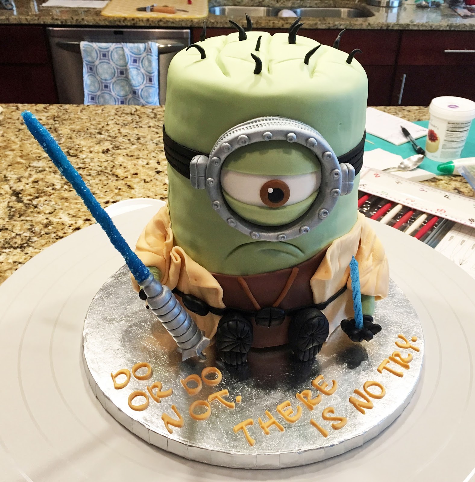 The Bake More: Grumpy Yoda Minion Cake