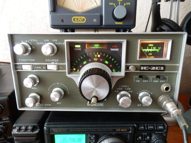 Icom IC-201 Amateur VHF Transceiver - Pro Radio Club - News Technology