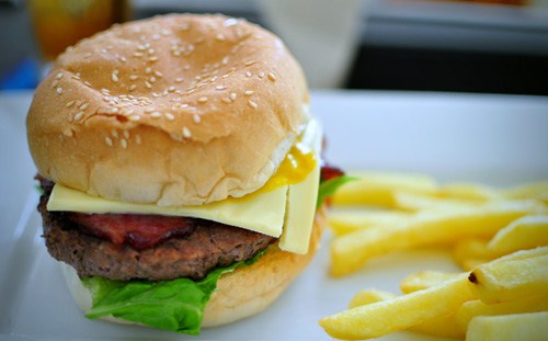 Food Cray Cray: Chateau De Caffeinees @ KL