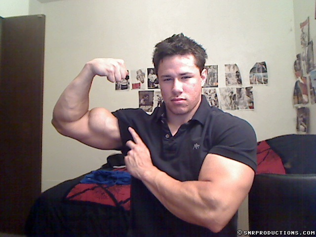 the beauty of male muscle: biceps