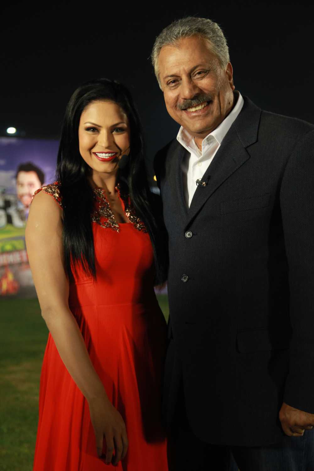 Veena Malik and Zaheer Abbas to present India Pakistan Live Match ...