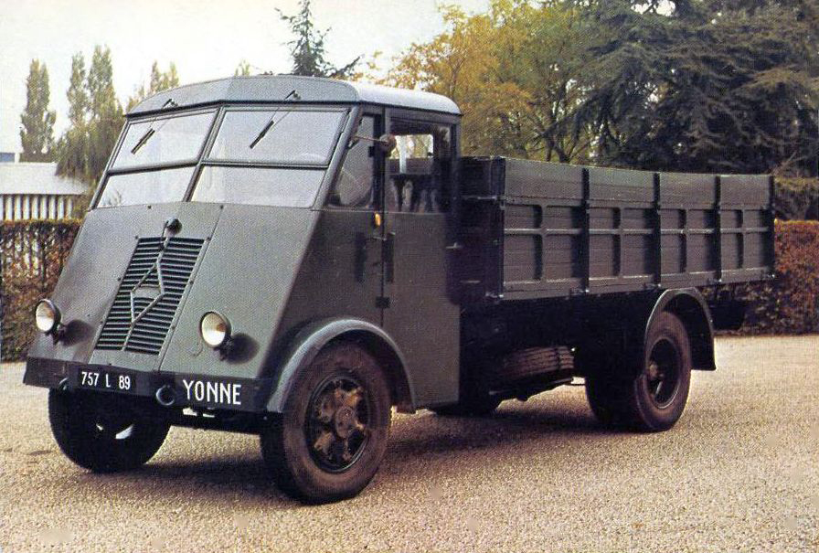 transpress nz: 1946 Renault type AHN 2 truck